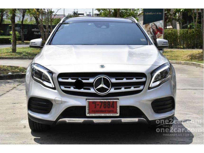 Mercedes-Benz GLA250 2018 W156 (ปี 14-17) AMG Dynamic 2.0 เกียร์ ...