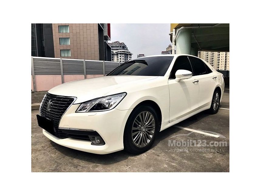 Jual Mobil Toyota Crown 2015 G Royal Saloon 2.5 di DKI Jakarta ...