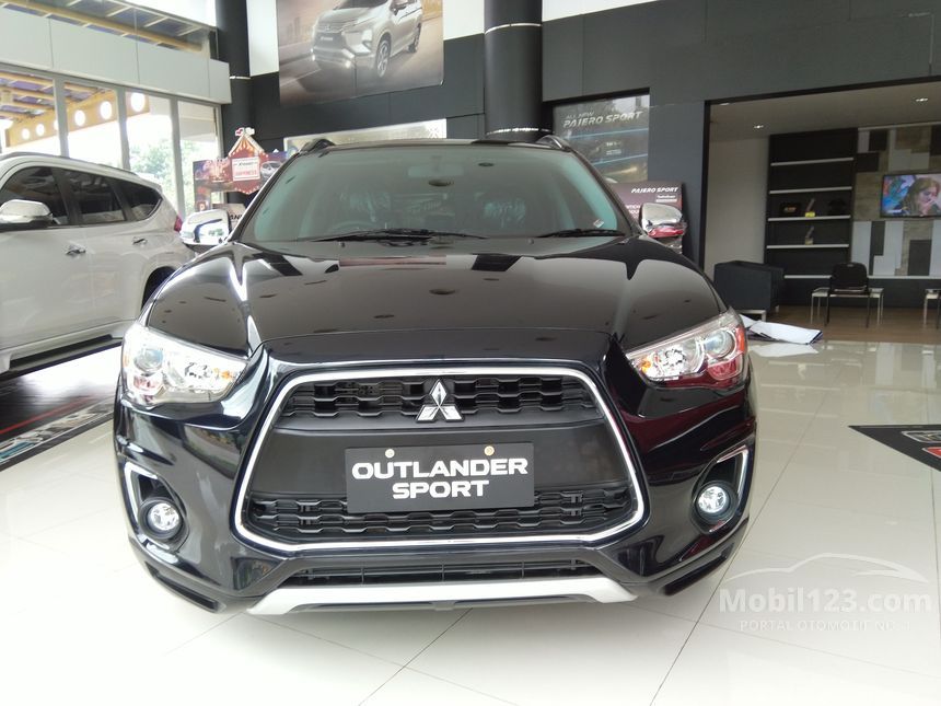 Jual Mobil Mitsubishi Outlander Sport 2018 Action 2.0 di DKI Jakarta ...