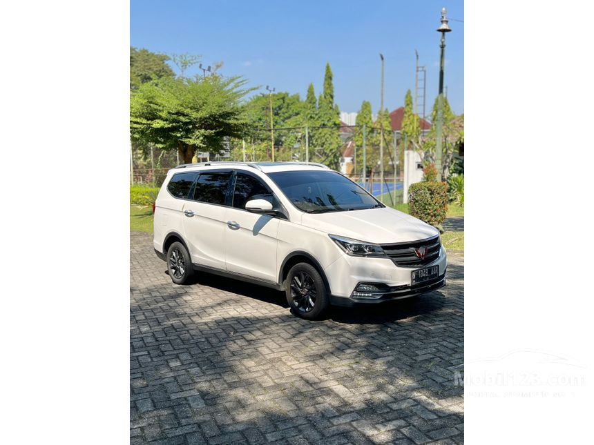 Jual Mobil Wuling Cortez 2018 L Lux 1.8 di Jawa Timur Automatic MPV ...
