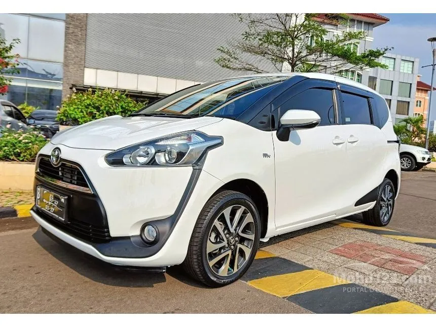Jual Mobil Toyota Sienta 2017 V 1.5 di DKI Jakarta Automatic MPV Putih ...