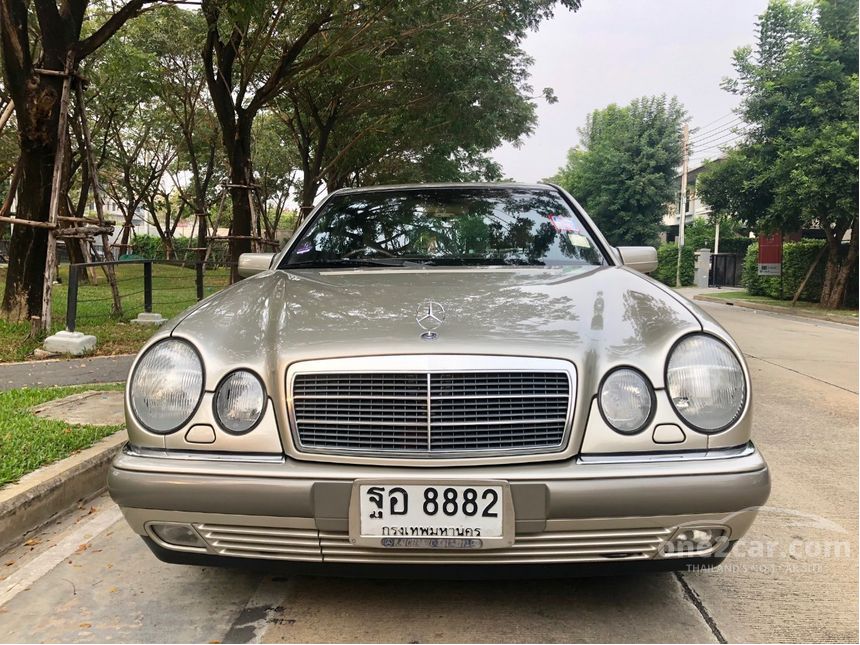 Mercedes-Benz E230 1996 Elegance 2.3 in กรุงเทพและปริมณฑล Automatic ...