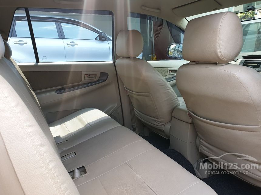 Jual Mobil Toyota Kijang Innova 2012 E 2.0 di DKI Jakarta Manual MPV ...