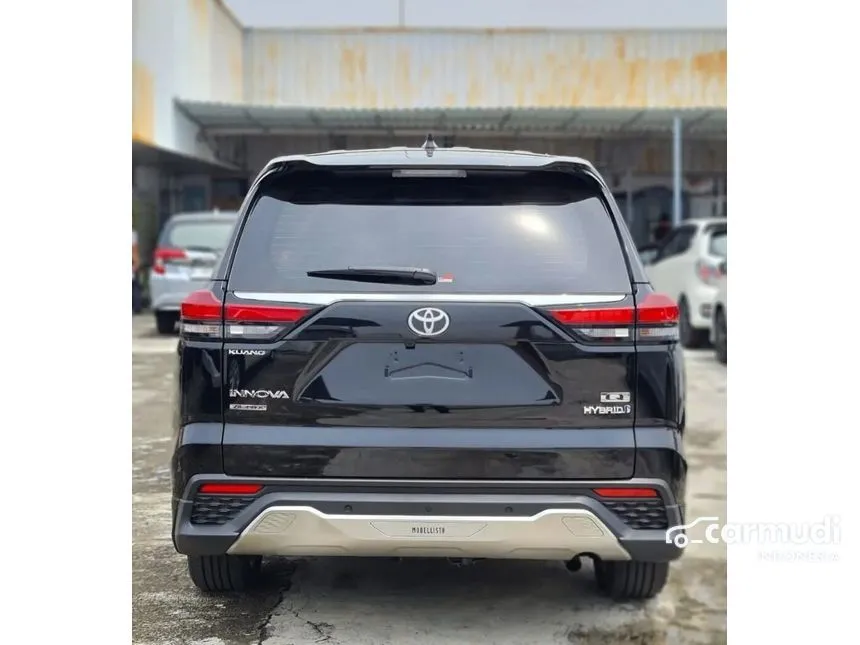 Toyota Kijang Innova Zenix 2023 Q HV TSS Modellista 2.0 in Jawa Timur ...