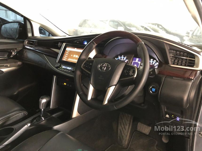 Jual Mobil Toyota Kijang Innova 2016 Q 2.0 di Sumatera Utara Automatic ...