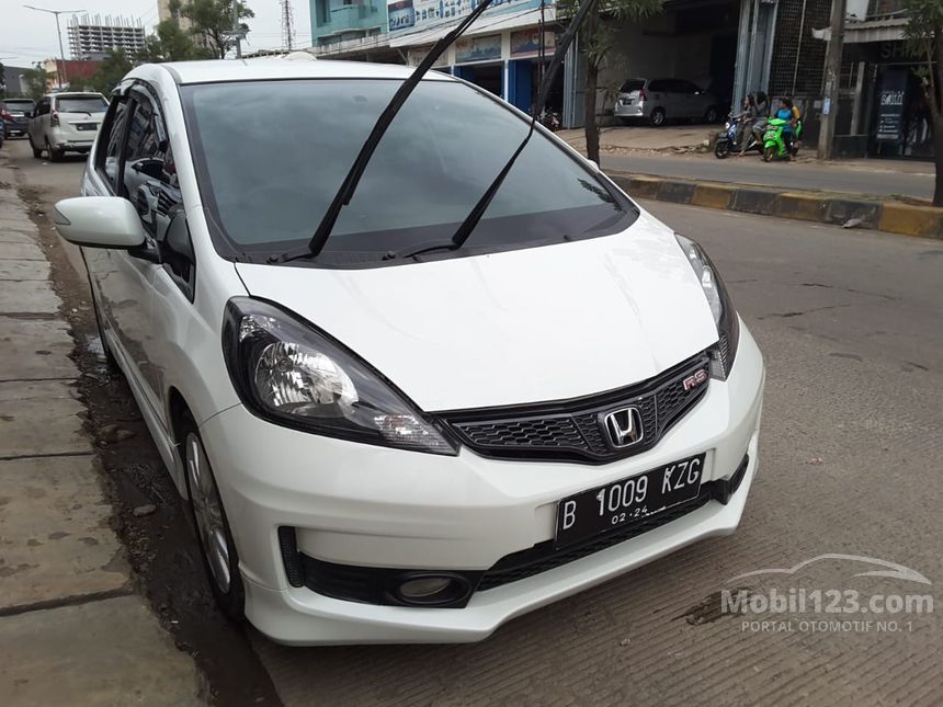 Jual Mobil Honda Jazz 2013 RS 1.5 di Jawa Barat Automatic Hatchback Putih Rp 160.000.000 ...