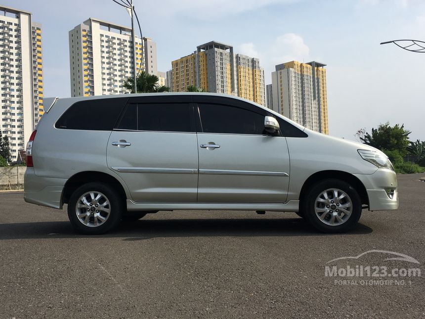 Jual Mobil Toyota Kijang Innova 2011 V Luxury 2.0 di Jawa Barat ...
