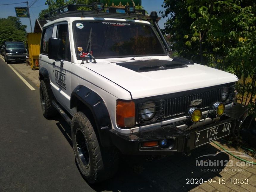Jual Mobil Chevrolet Trooper 1985 2.3 di Jawa Timur Manual SUV Putih Rp ...