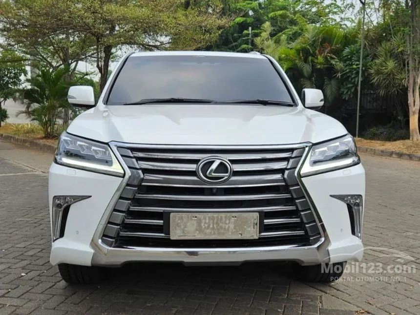 Jual Mobil Lexus LX570 2019 5.7 di DKI Jakarta Automatic SUV Putih Rp 2.350.000.000 - 12797047 ...