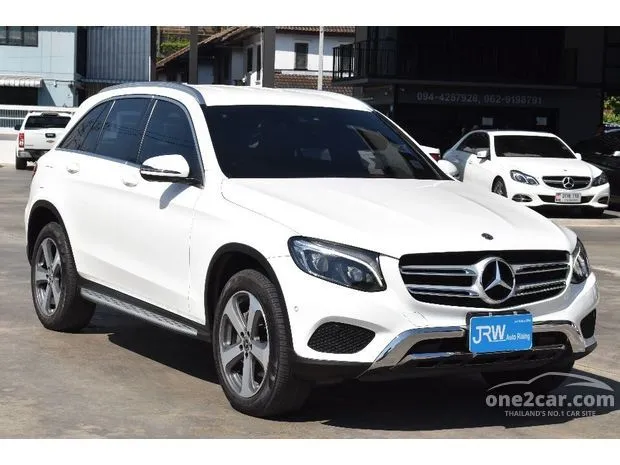 JRW Auto Rising ศูนย์รวมรถมือสอง กรุงเทพมหานคร มีรถจำนวน 20 คัน