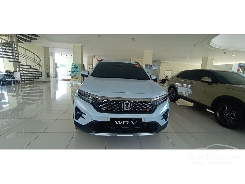 Jual Mobil Honda WR-V 2023 RS Honda Sensing 1.5 di Banten Automatic ...