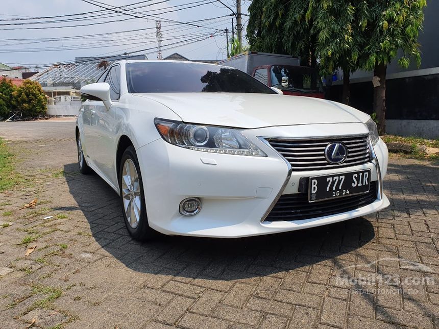 Jual Mobil Lexus ES300h 2014 ES300h 2.5 di DKI Jakarta Automatic Sedan Putih Rp 350.000.000 ...