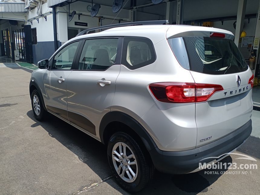 Jual Mobil Renault Triber 2020 RXT 1.0 di DKI Jakarta Manual Wagon ...