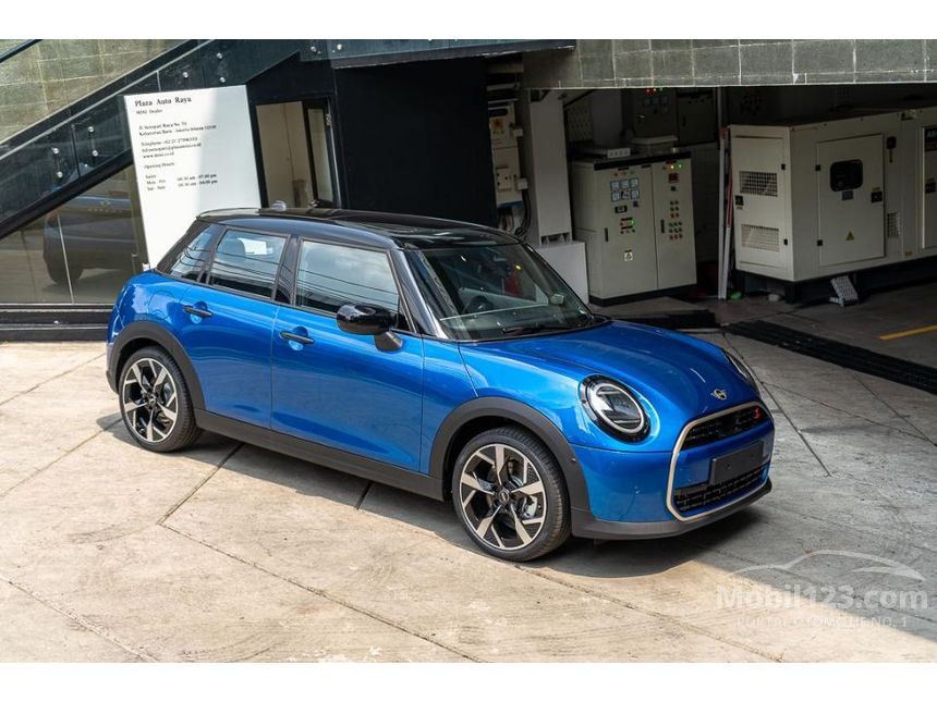 Jual Mobil MINI Cooper 2024 S 5 Door 2.0 di Sulawesi Selatan Automatic ...