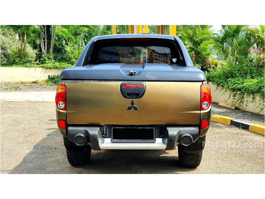 Jual Mobil Mitsubishi Strada Triton 2008 Exceed Hi-Power 2.5 di DKI ...