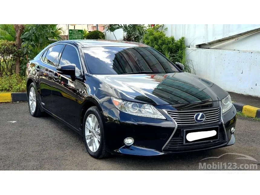 Jual Mobil Lexus ES300h 2013 ES300h 2.5 di DKI Jakarta Automatic Sedan Hitam Rp 355.000.000 ...