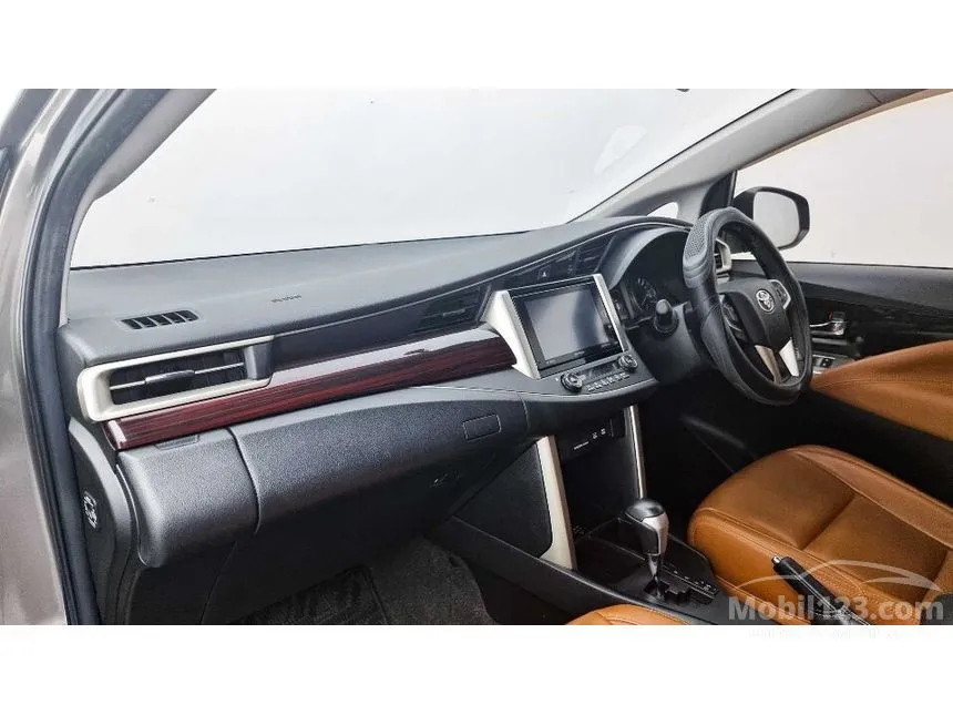 Jual Mobil Toyota Kijang Innova 2016 Q 2.0 di Lampung Automatic MPV ...