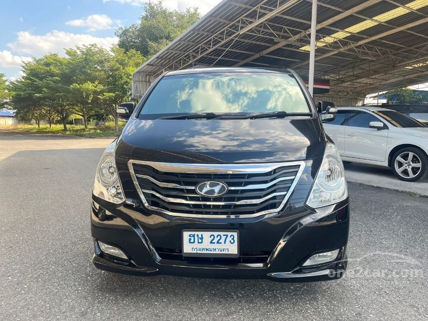 2014 Hyundai H-1 2.5 (ปี 08-17) Elite Van for sale on One2car