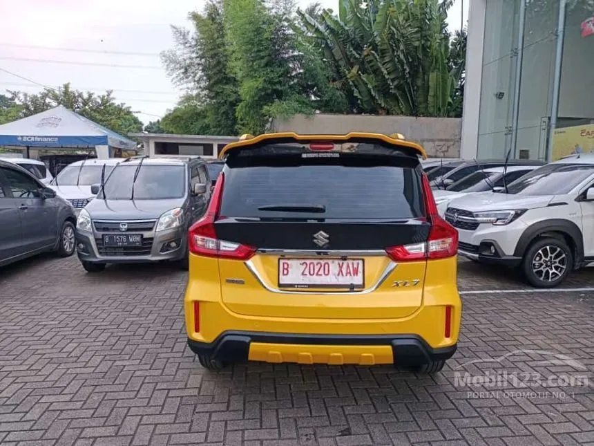 Jual Mobil Suzuki XL7 2022 ALPHA 1.5 di DKI Jakarta Manual Wagon Kuning ...