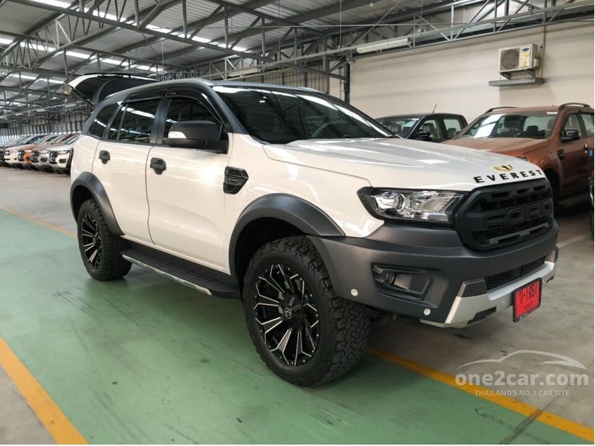 Ford Everest 2021 (ปี 15-18) Titanium+ 2.0 เกียร์อัตโนมัติ สีขาว ...