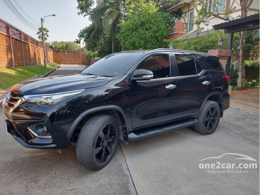 Toyota Fortuner 2017 TRD Sportivo 2.8 in กรุงเทพและปริมณฑล Automatic SUV สีดำ for 1,370,000 Baht ...