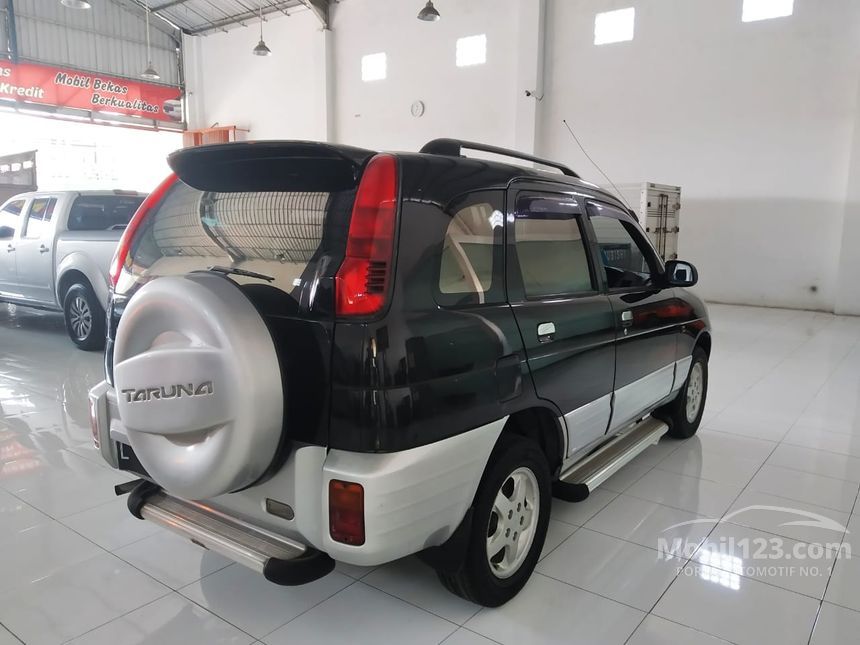 Jual Mobil Daihatsu Taruna 2000 CSX 1.5 di Jawa Timur Manual SUV Hitam ...