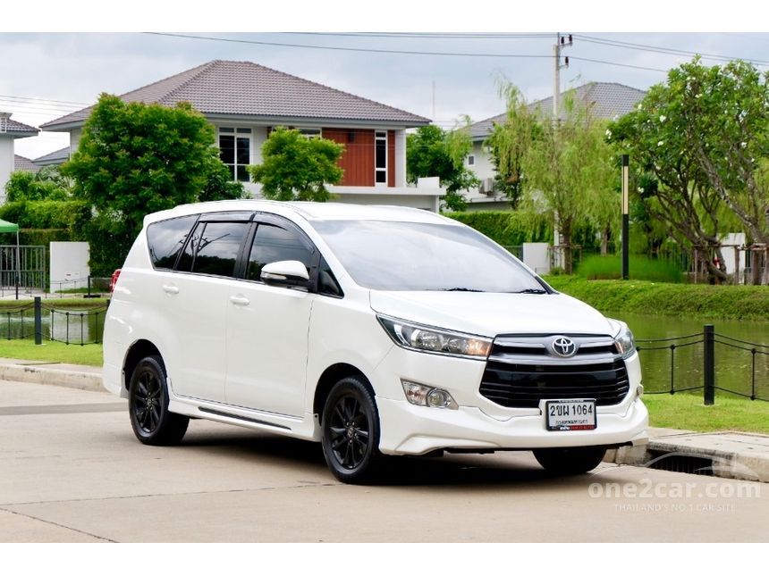 2016 Toyota INNOVA 2.8 (ปี 16-22) Crysta G Wagon มือสอง One2car