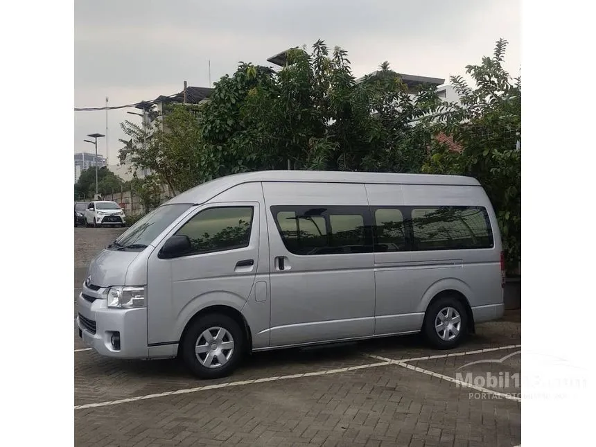 Jual Mobil Toyota Hiace 2021 High Grade Commuter 2.5 di DKI Jakarta ...