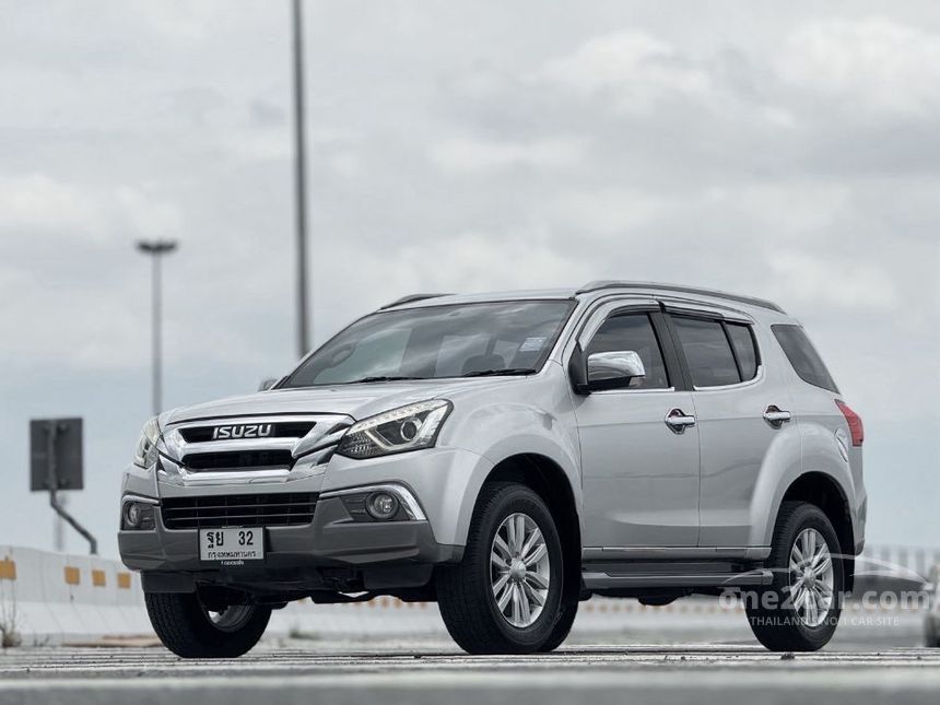 2017 Isuzu MU-X 3.0 (ปี 13-19) DVD SUV for sale on One2car