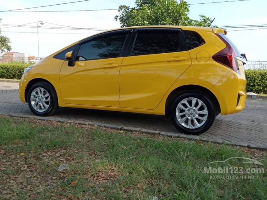 Jual Mobil Honda Jazz 2020 S 1.5 di Jawa Timur Automatic Hatchback ...