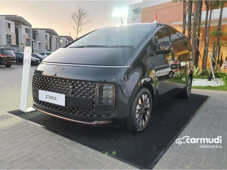 Hyundai Staria 2022 Signature 9 2.2 in DKI Jakarta Automatic Wagon ...