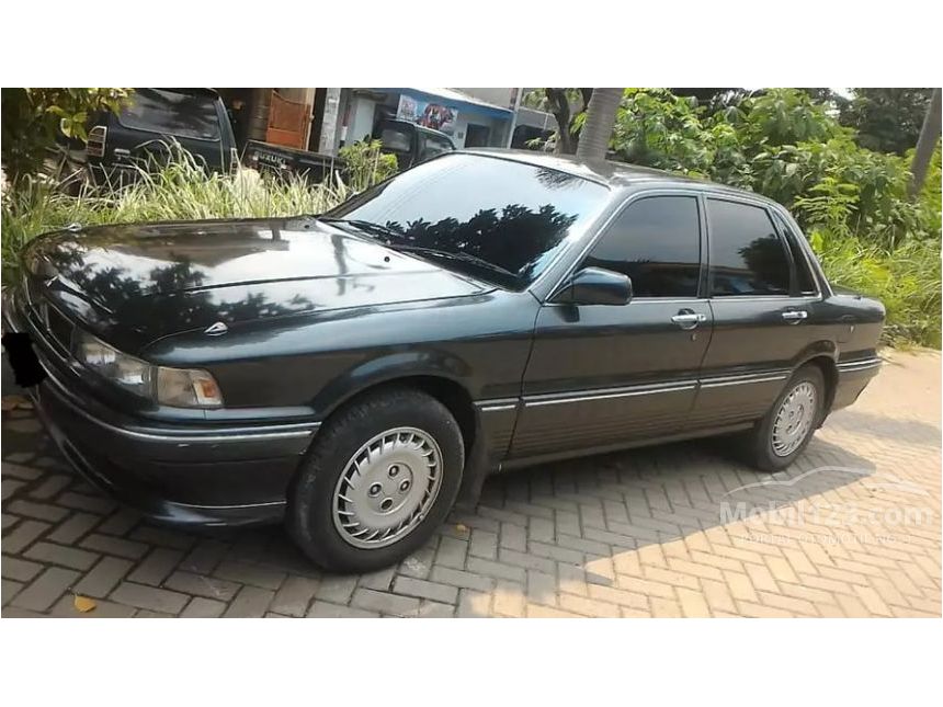 Jual Mobil Mitsubishi Eterna 1987 2.0 di Jawa Timur Manual Sedan Hitam ...