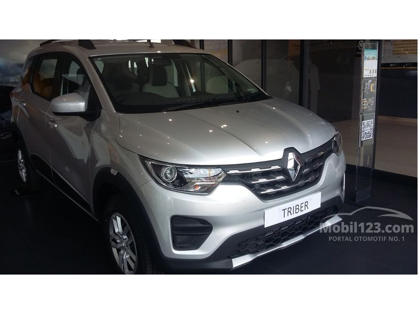 Jual Mobil Renault Triber 2020 RXT 1.0 di Banten Manual Wagon Silver Rp ...