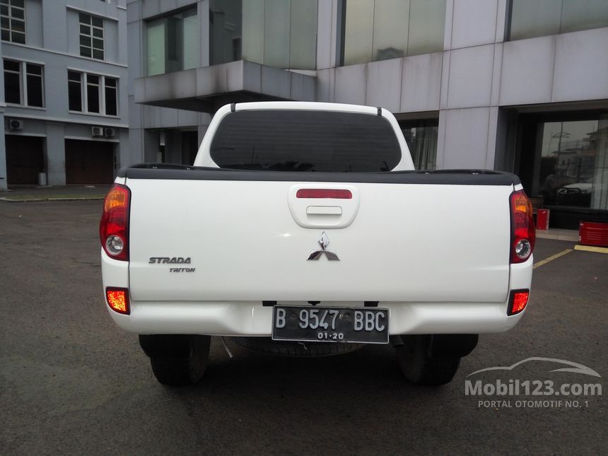 Jual Mobil Mitsubishi Strada Triton 2014 GLS 2.5 di DKI Jakarta Manual ...