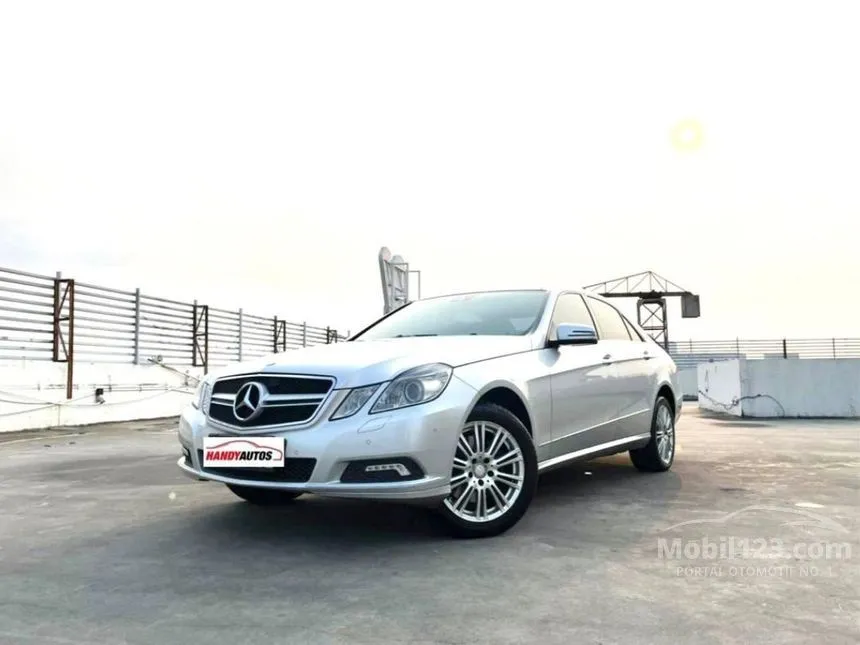 Jual Mobil Mercedes-Benz E300 2009 Elegance 3.0 di Jawa Barat Automatic Sedan Silver Rp 269.000. ...