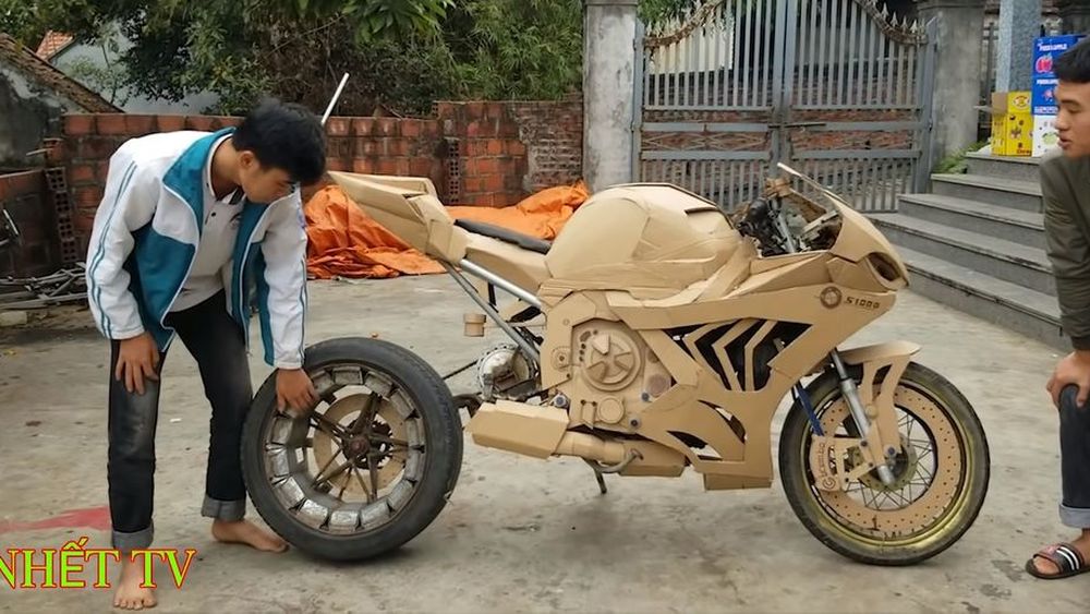 แปลงร่าง Wave 110 เป็น BMW S1000RR 2020 ด้วยกระดาษลัง - ข่าวในวงการ ...