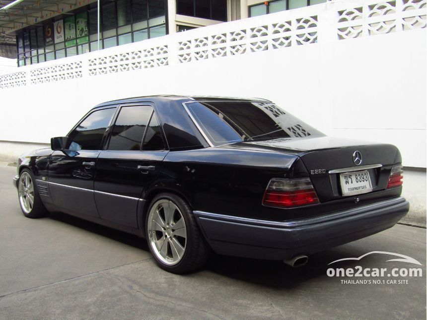 Mercedes-Benz E230 1993 2.3 in กรุงเทพและปริมณฑล Automatic Sedan สีดำ ...