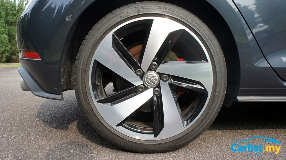 Volkswagen Golf GTI Mk 7.5 - PHOTOS - Carlist.my