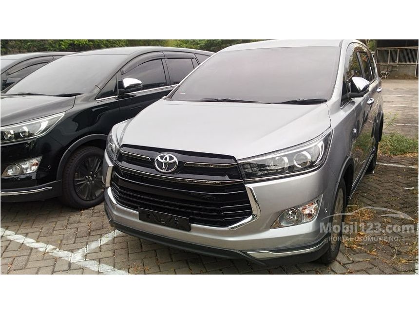 Jual Mobil Toyota Innova Venturer 2019 2.4 di Jawa Timur Automatic ...