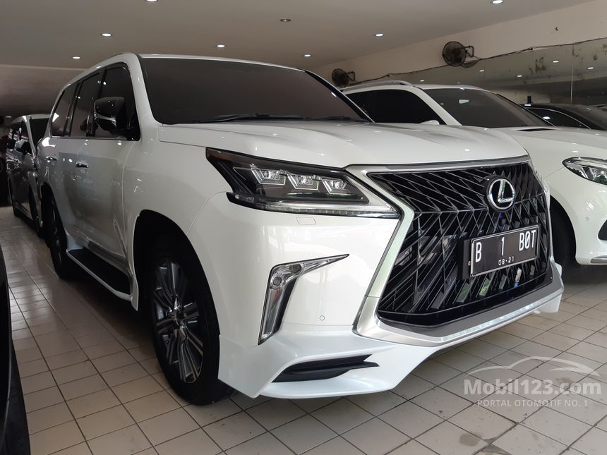 Jual Mobil Lexus LX570 2016 Sport 5.7 di DKI Jakarta Automatic SUV ...
