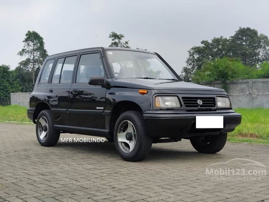 Jual Mobil Suzuki Escudo 1995 JLX 1.6 di DKI Jakarta Manual SUV Hitam ...