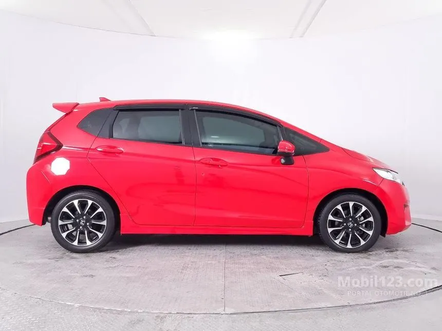 Jual Mobil Honda Jazz 2017 RS 1.5 di Jawa Barat Automatic Hatchback ...