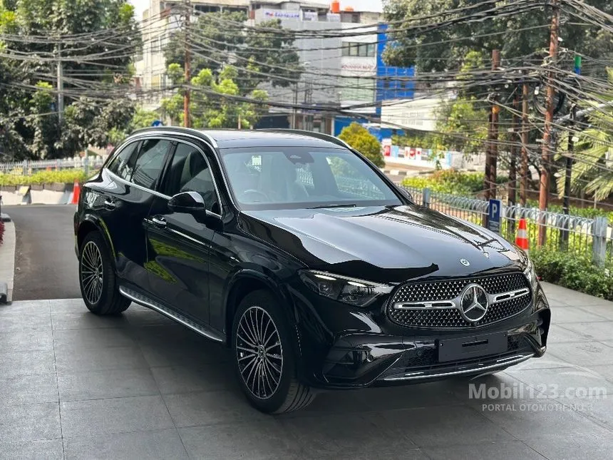 Jual Mobil Mercedes-Benz GLC300 2023 AMG Line 4MATIC 2.0 di DKI Jakarta ...