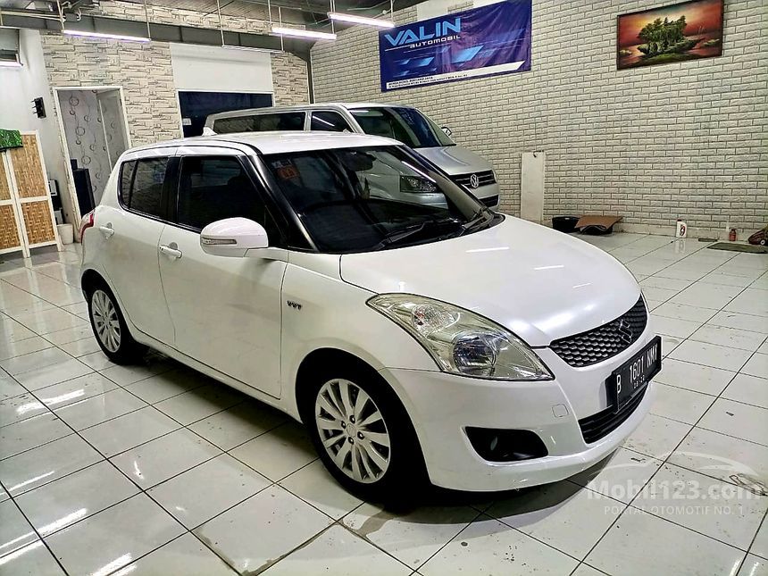 Jual Mobil Suzuki Swift 2014 GX 1.4 di DKI Jakarta Automatic Hatchback ...