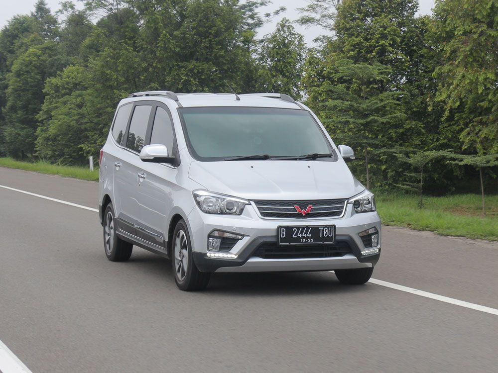 Wow, Harga Mobil Wuling Bekas Masih Tinggi - Panduan Pembeli | Mobil123