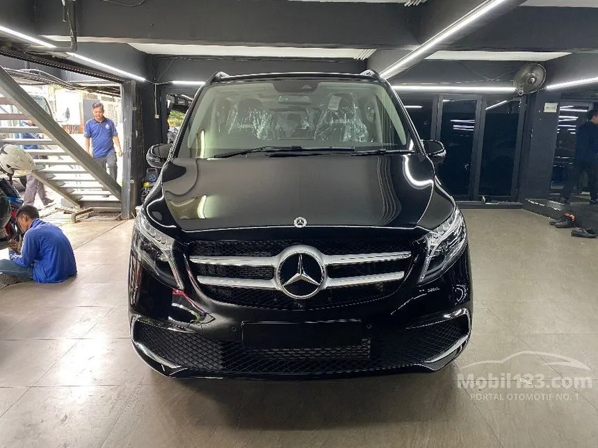 Jual Mobil Mercedes-Benz V250 2022 Avantgarde 2.0 di DKI Jakarta ...