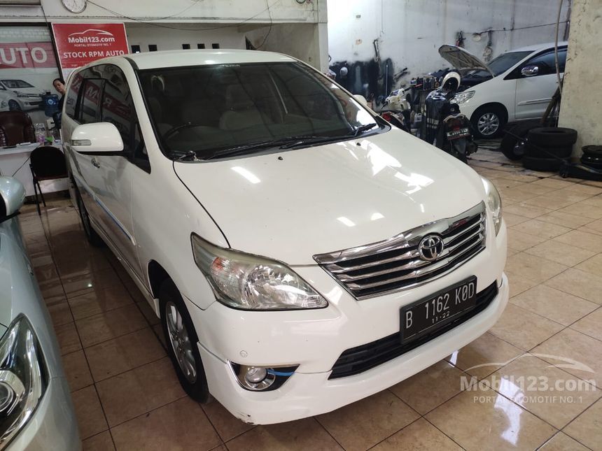 Jual Mobil Toyota Kijang Innova 2012 V 2.0 di Jawa Barat Automatic MPV ...