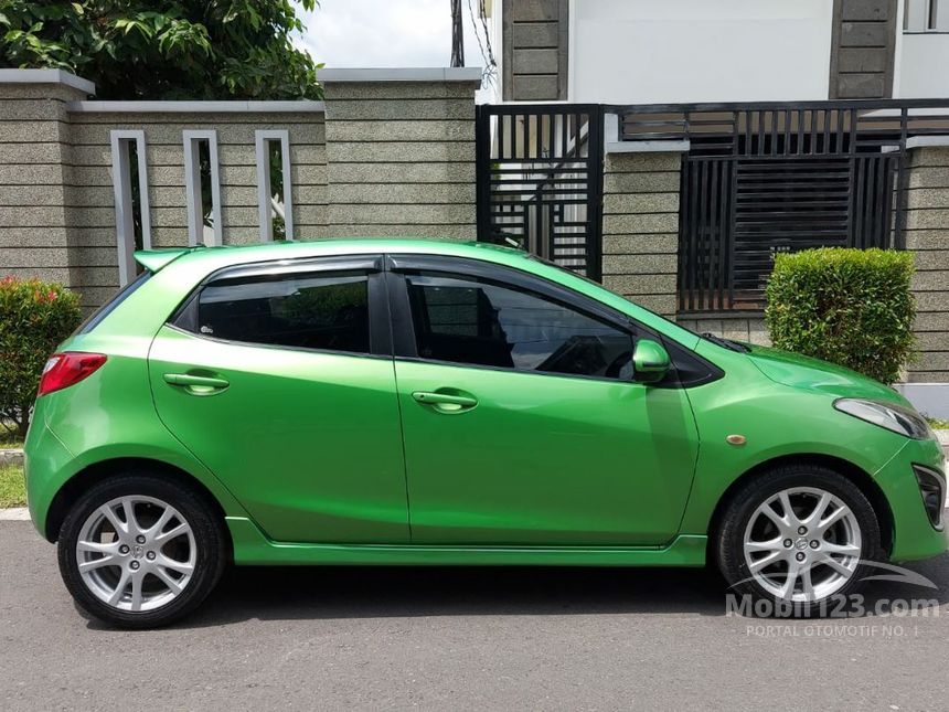 Jual Mobil Mazda 2 2011 R 1.5 di Sumatera Utara Automatic Hatchback ...