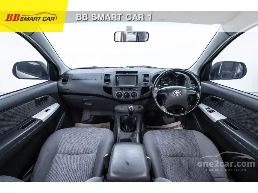 2012 Toyota Hilux Vigo 2.7 CHAMP SMARTCAB (ปี 11-15) J Pickup for sale on One2car