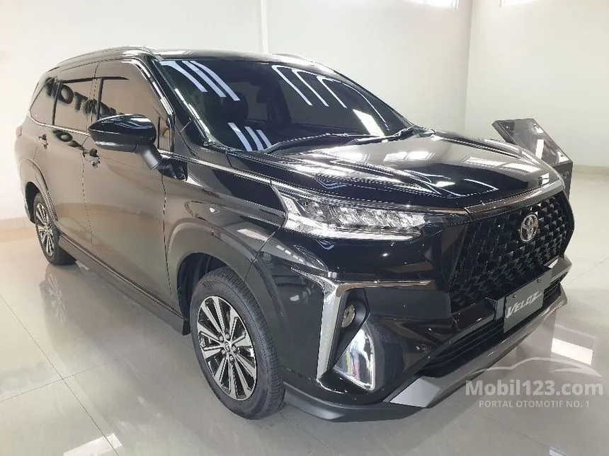 Jual Mobil Toyota Veloz 2022 Q 1.5 di Jawa Timur Automatic Wagon Hitam ...